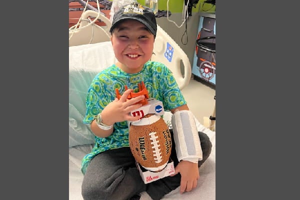 Long-time kidney patient is gifted a football watch party by his ...