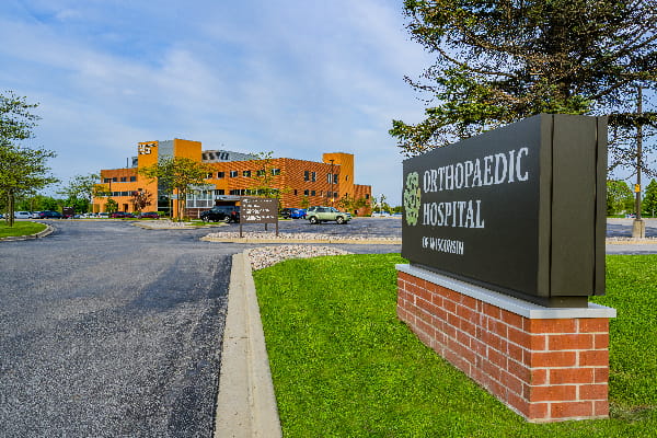 Neck and back pain care in Wisconsin | Ascension